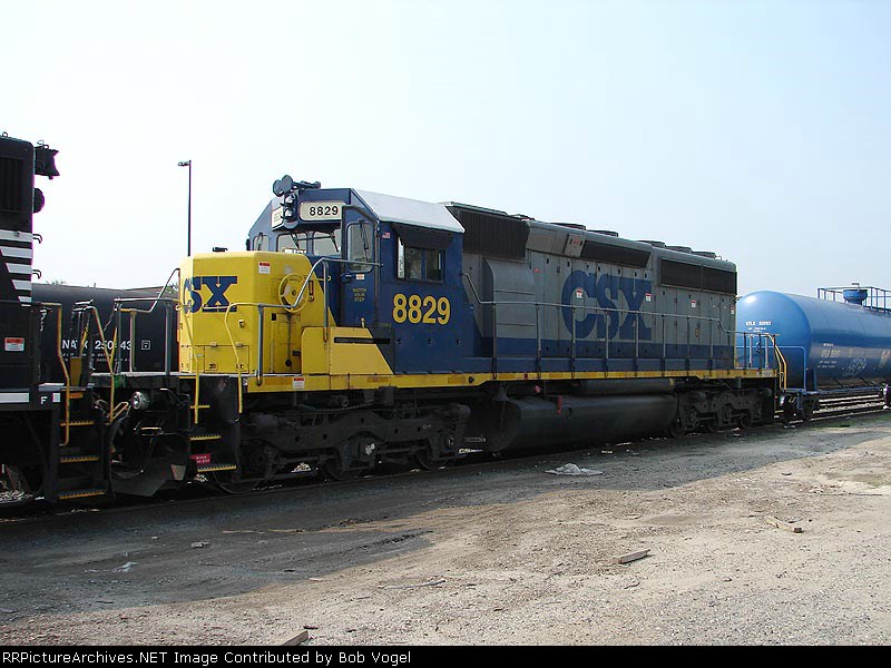 CSX 8829